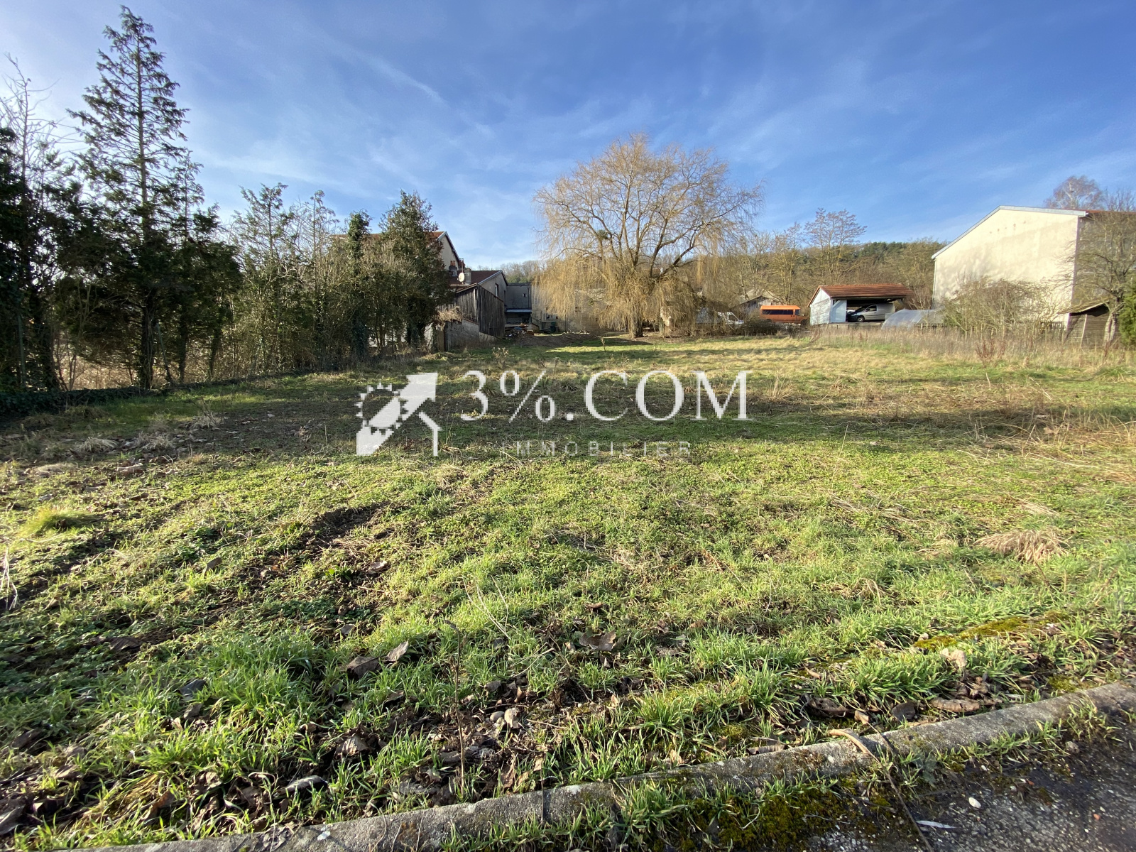 BEAU TERRAIN CONSTRUCTIBLE DE 1150M2 | Maât Immobilier
